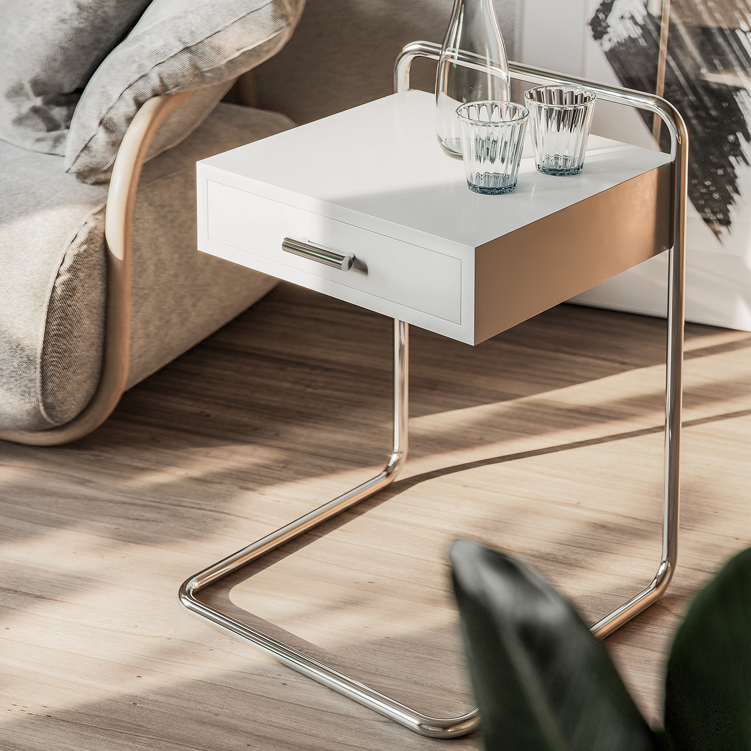 B 117 Side Table - Bauhaus Movement – Original Design Icons